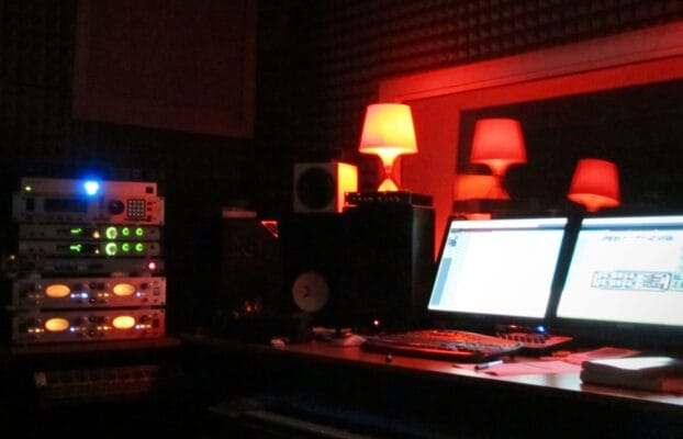 Şarkı Çıkarmak İçin Neler Gerekli İşte 10 Madde - Can Storm